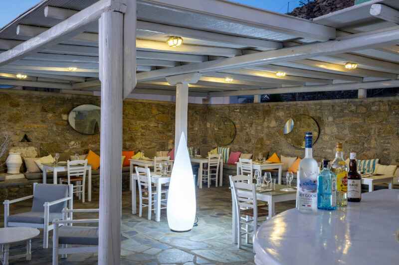 The restaurant - Olia Hotel