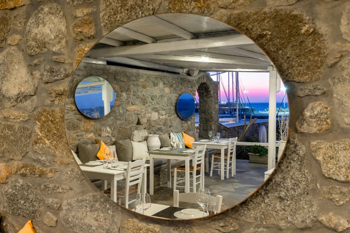 The restaurant - Olia Hotel